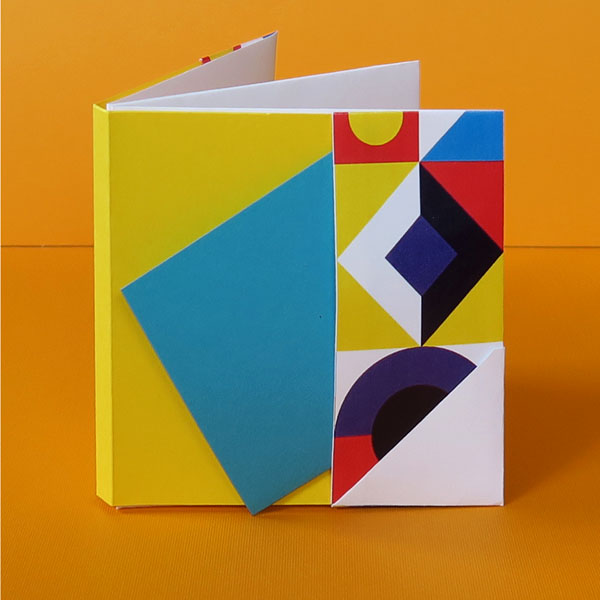 Accordion Book with Removable Spine: A Variation with Pockets | Byopia ...